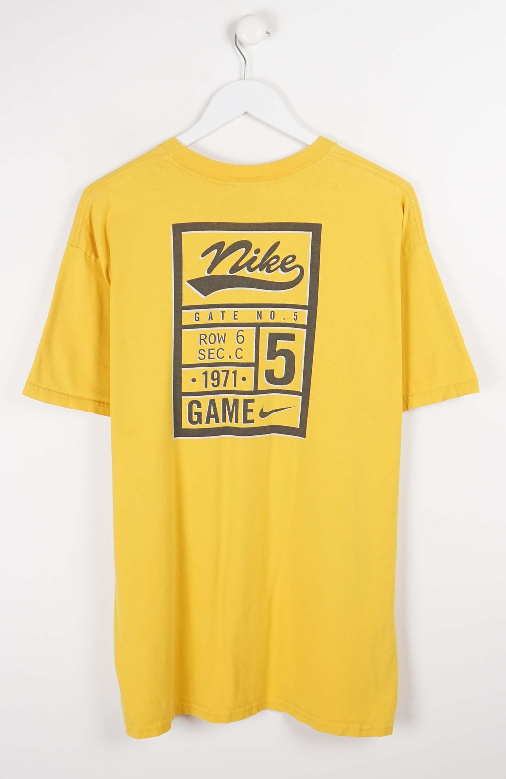 Shop Vintage Nike T Shirts - Don't Miss Out!
