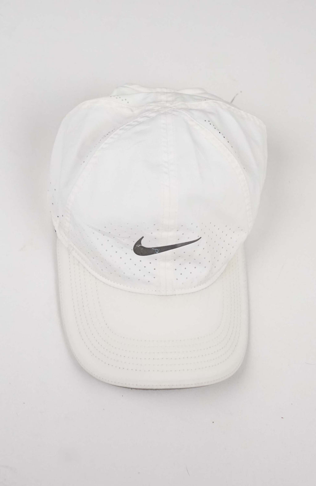 Shop Vintage Nike Hats & Caps - Don’t Miss Out!
